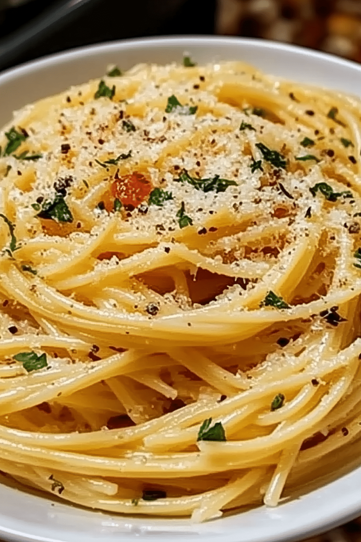 Spaghetti with Garlic and Oil (Aglio E Olio)