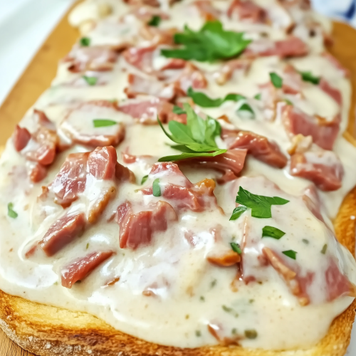 Creamed Chipped Beef on Toast