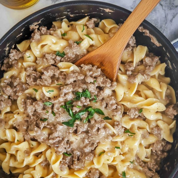 One-Pot Ground Beef Stroganoff